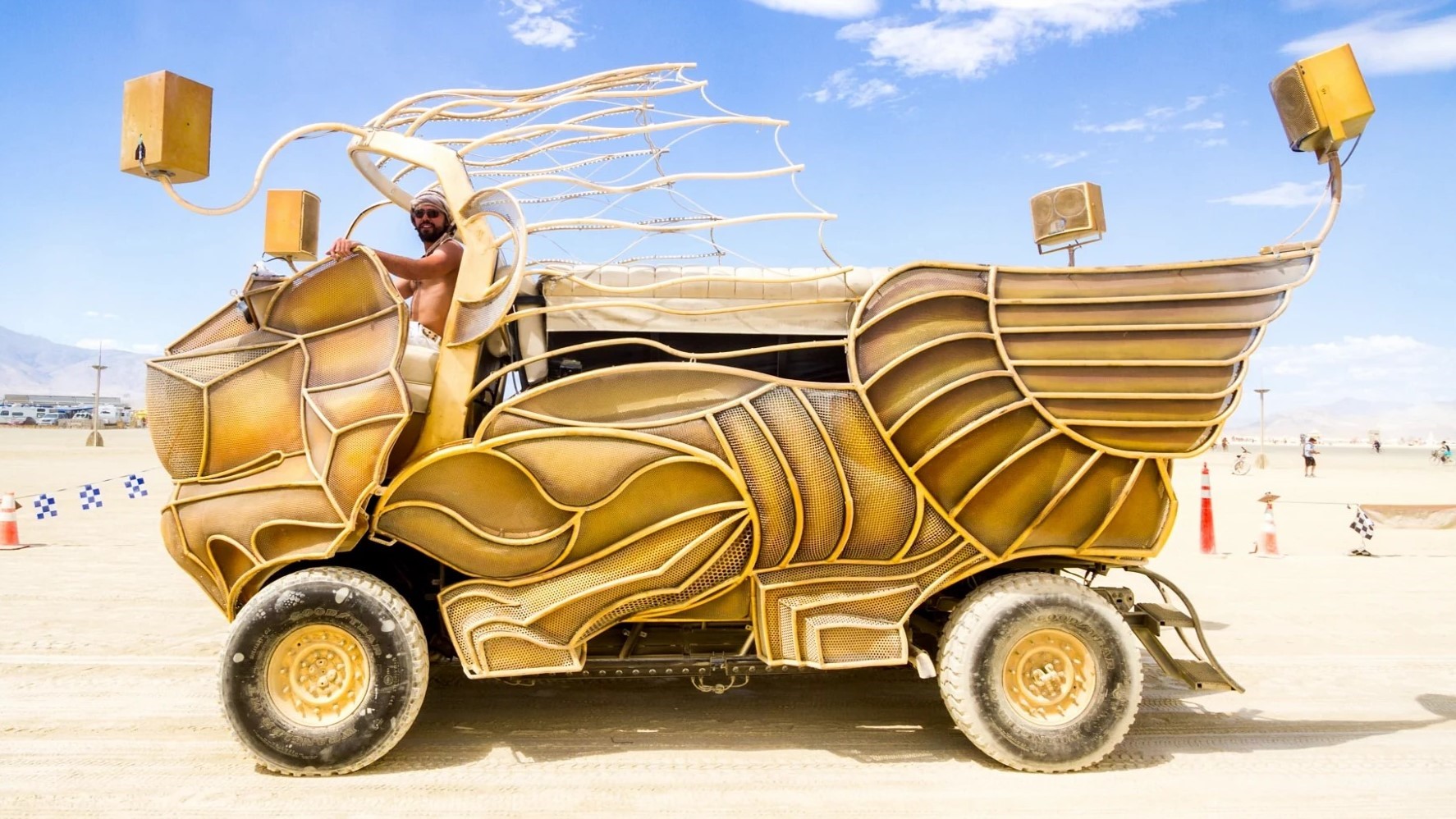 It's Time to Enjoy Burning Man Art Cars Again! - AutomoBible