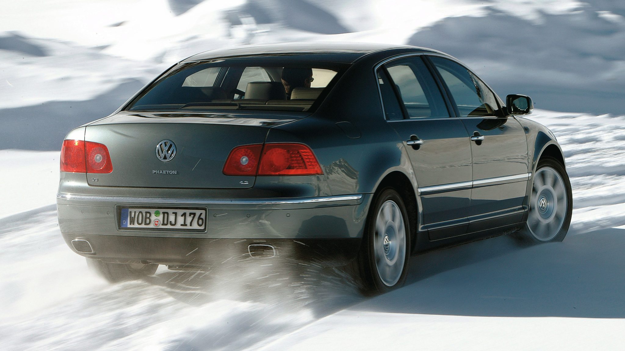 Phaeton D2 Is A Trip To An Alternative Car World - AutomoBible