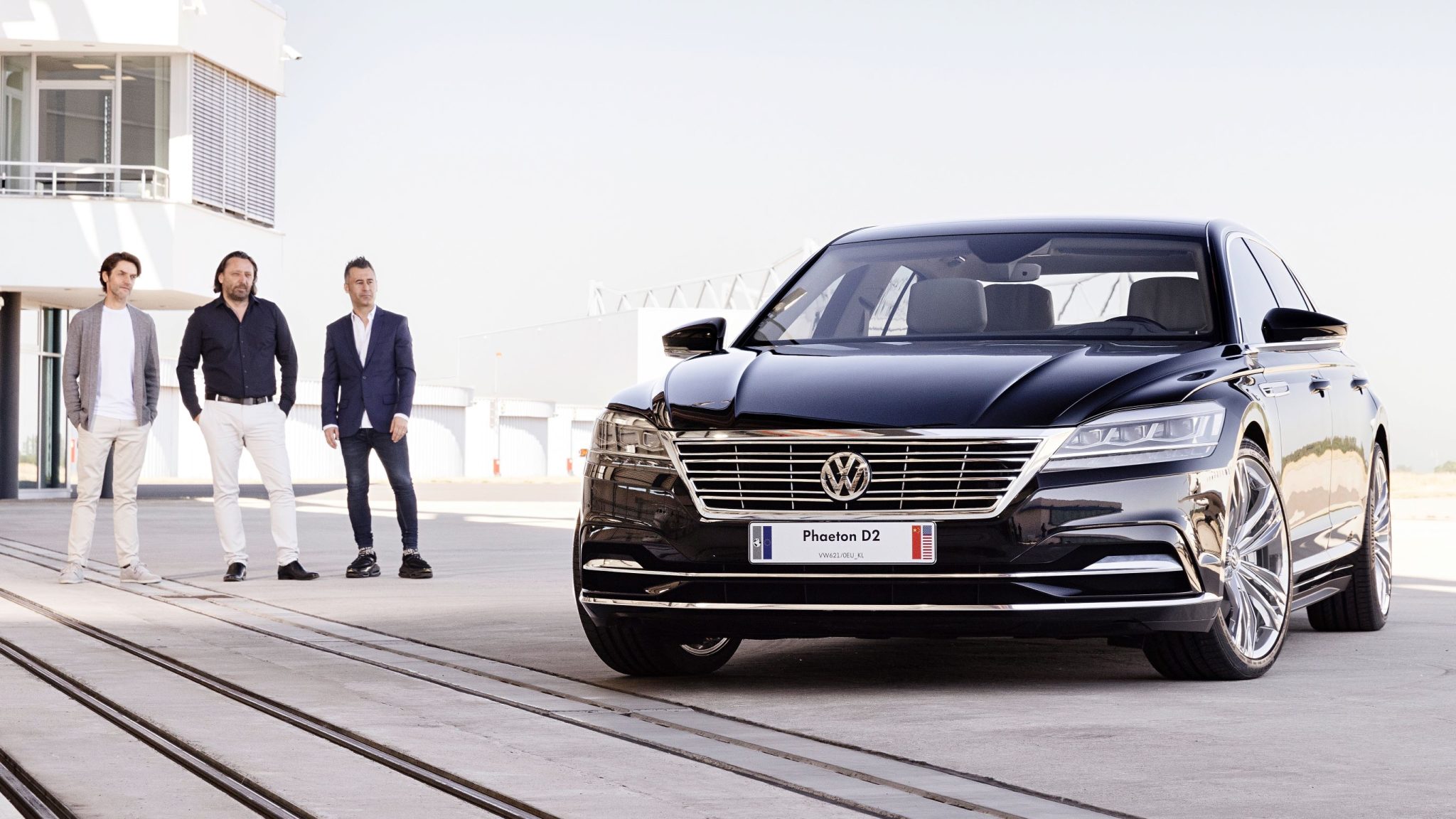 Phaeton D2 Is A Trip To An Alternative Car World - AutomoBible