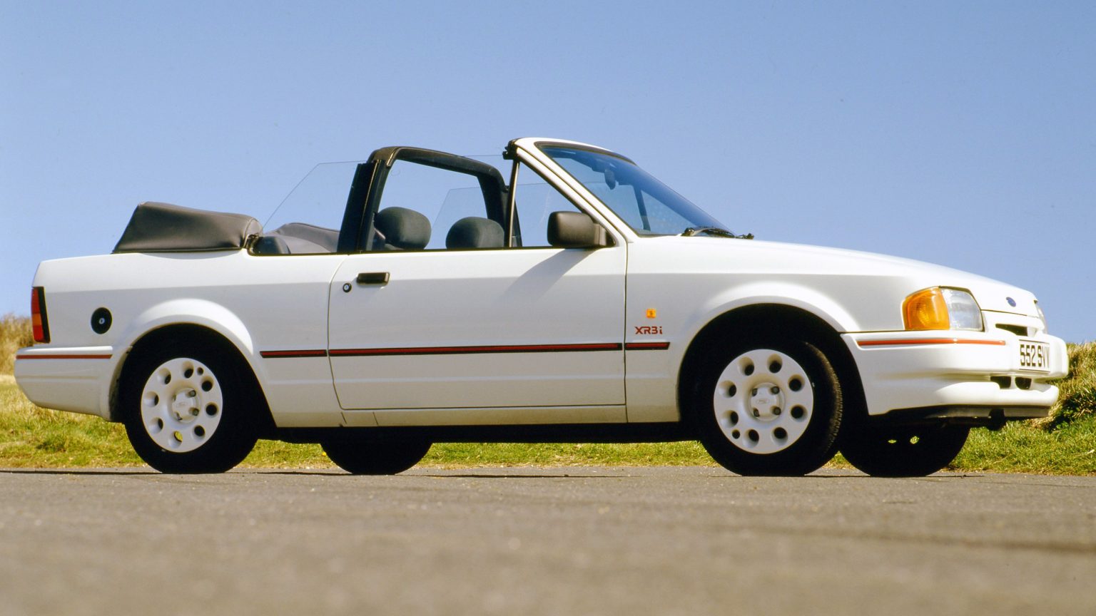 Princess Diana's Ford Escort RS Turbo $850,000 – AutomoBible