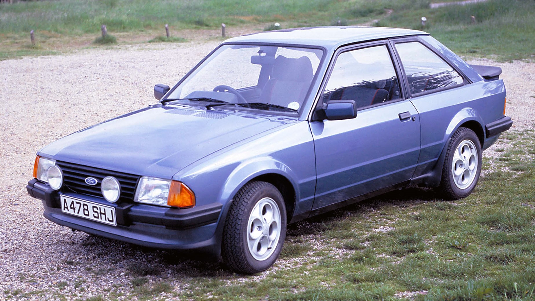 Princess Diana's Ford Escort RS Turbo $850,000 – AutomoBible