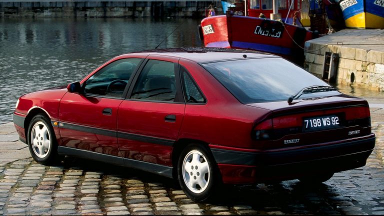 Renault Twingo and Safrane's 30th Anniversary – AutomoBible