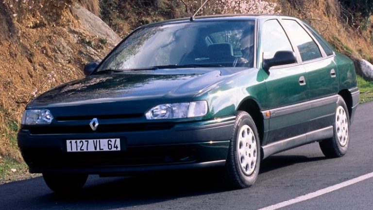 Renault Twingo and Safrane's 30th Anniversary – AutomoBible