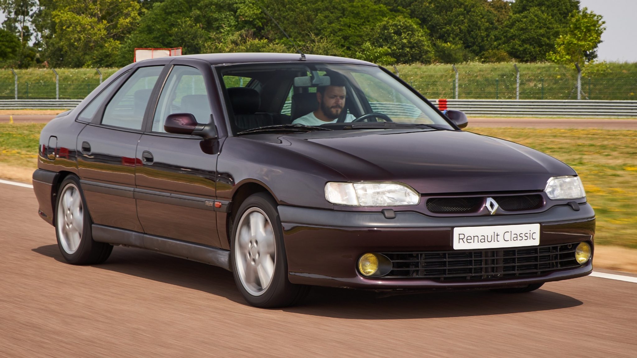 Renault Twingo and Safrane's 30th Anniversary – AutomoBible