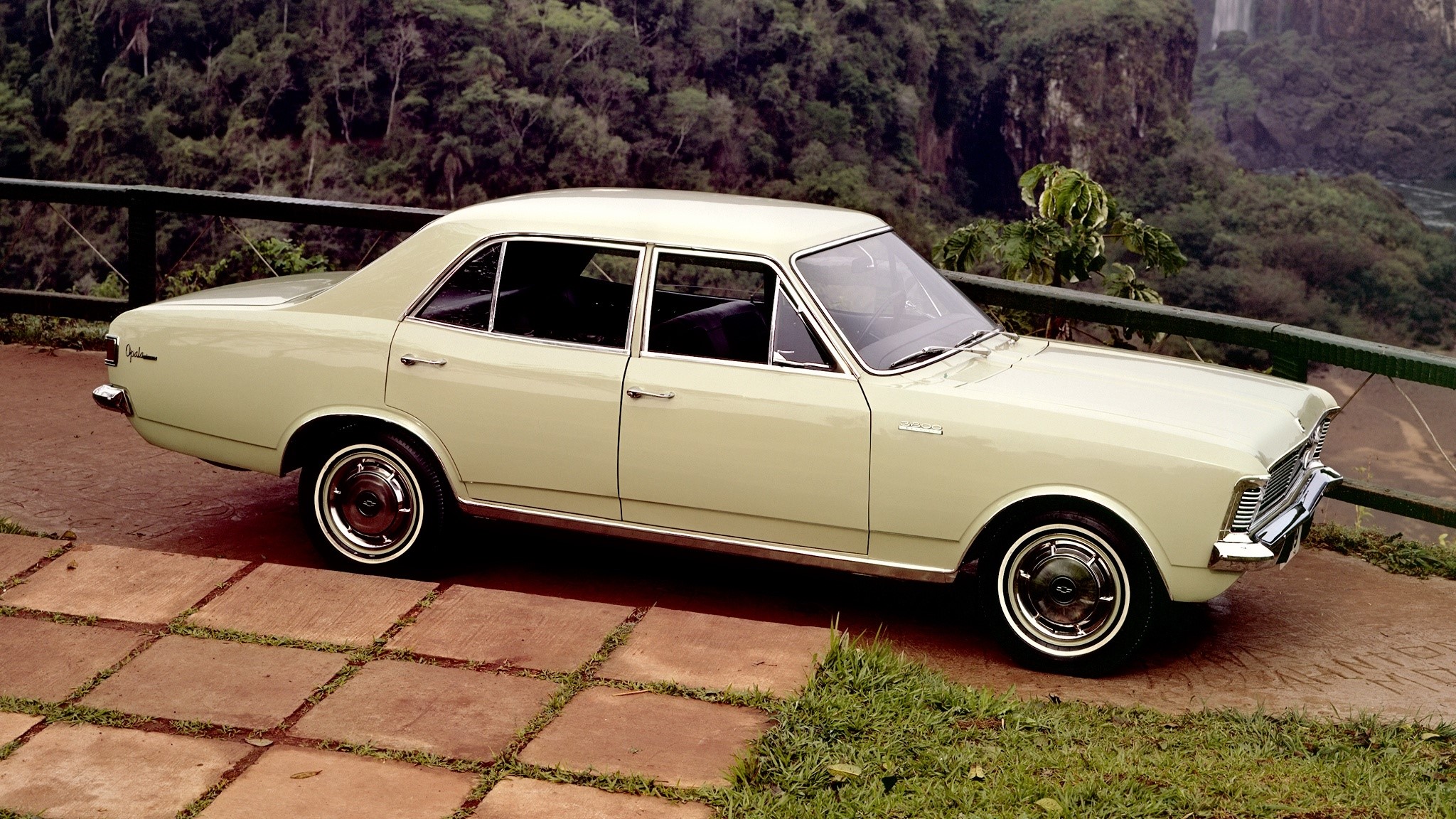 Top 10 Long Car Generations – AutomoBible