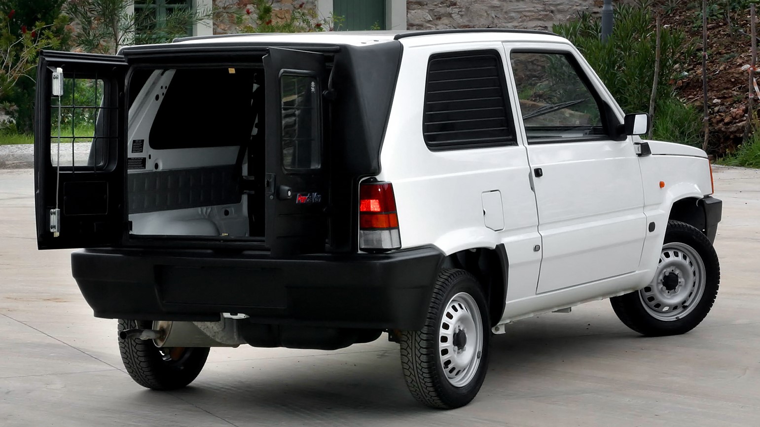 Top 10 Long Car Generations – AutomoBible