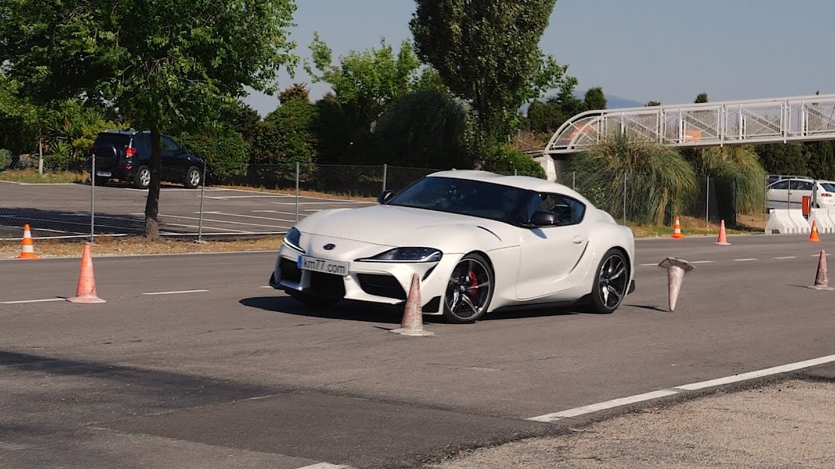 Moose Test Became Famous 26 Years Ago – AutomoBible